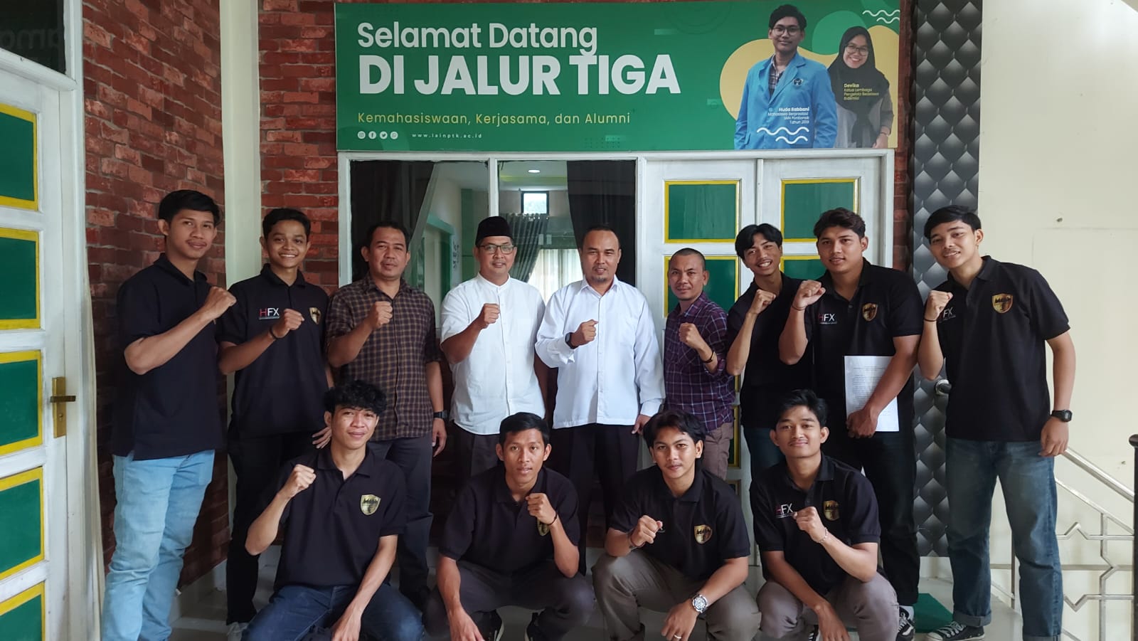 Wakil Rektor III, Ismail Ruslan Lepas Futsal IAIN Pontianak Diajang AFK ...