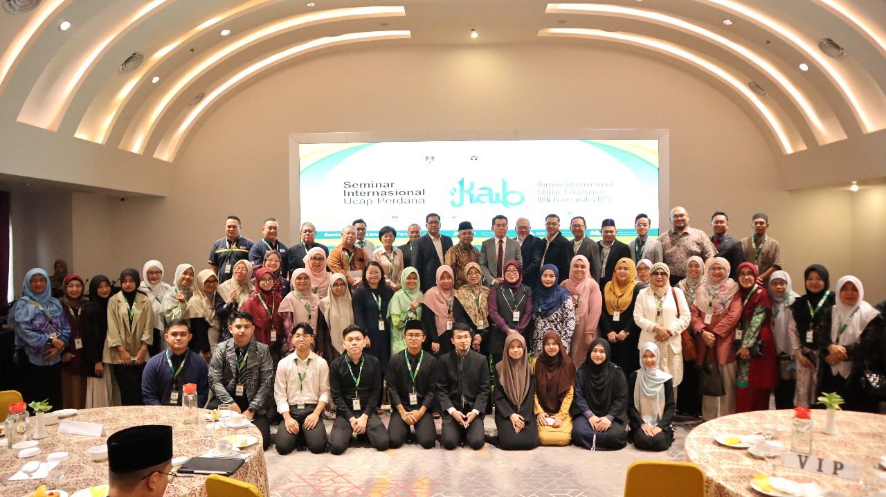 Ucap Perdana KAIB XVI Terselenggara Meriah, Angkat Dialog Akademik ...